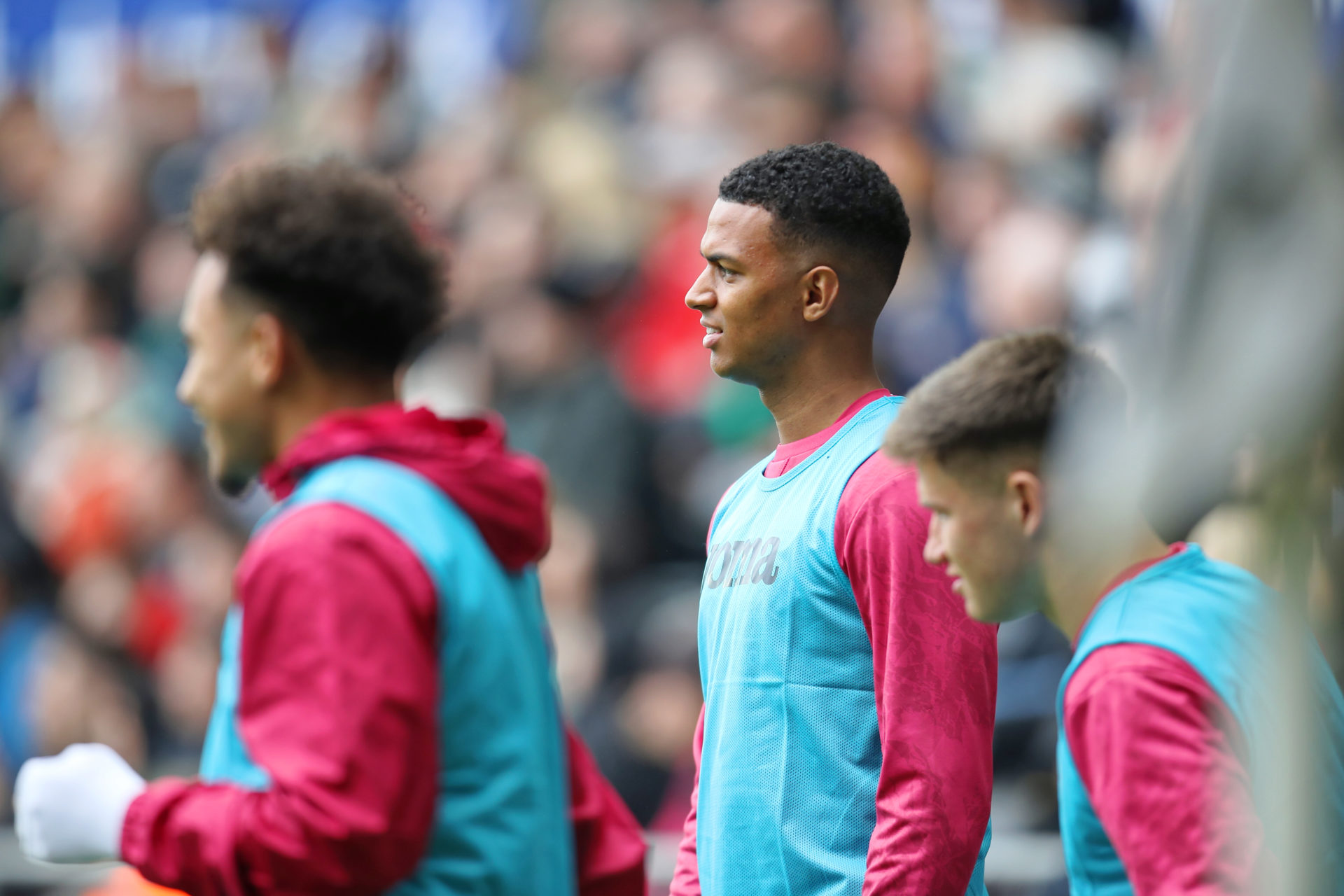 English Championship winger lined up as potential Ryan Kent replacement