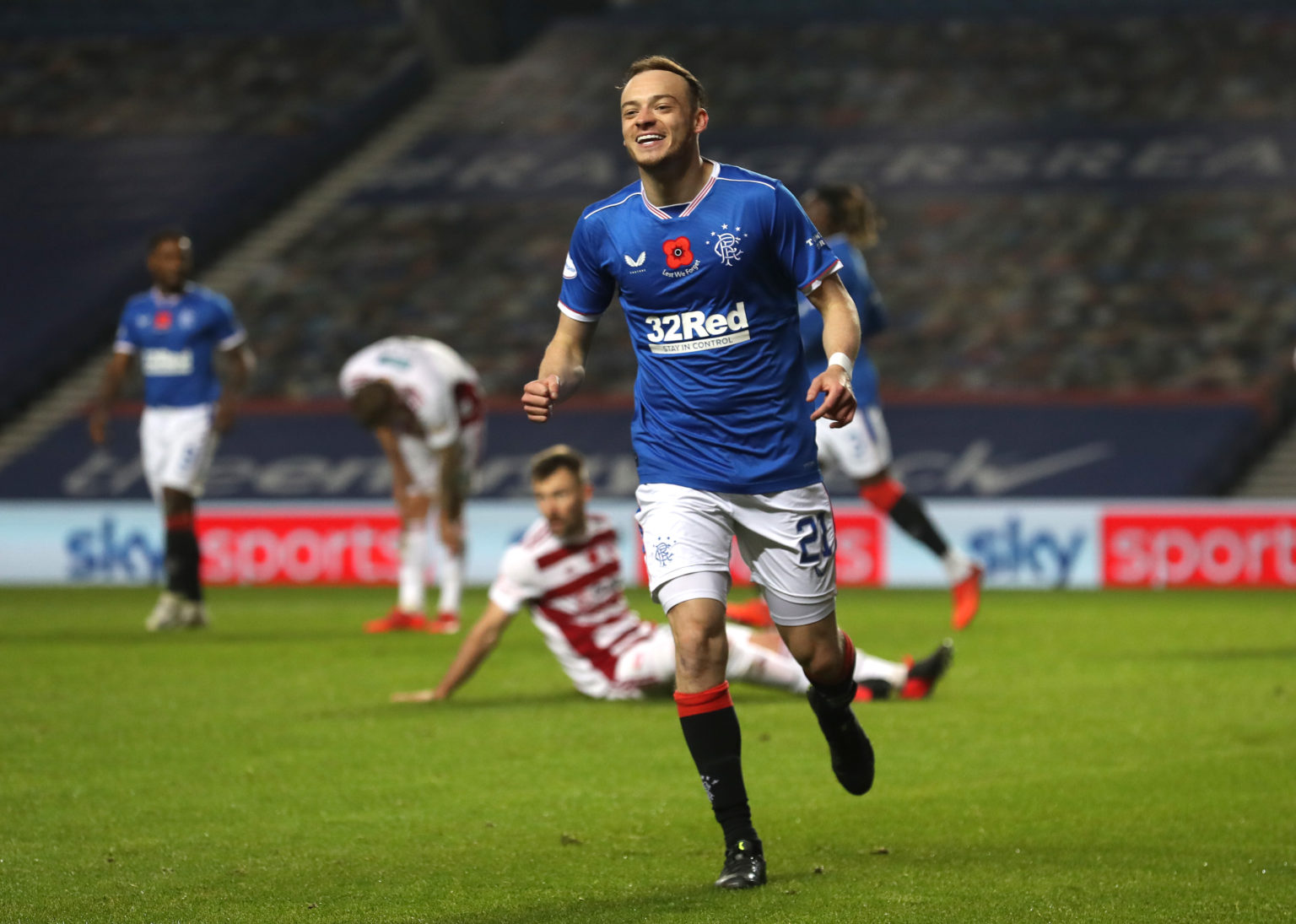 Ex-Rangers star Brandon Barker restarts career in English 4th tier ...