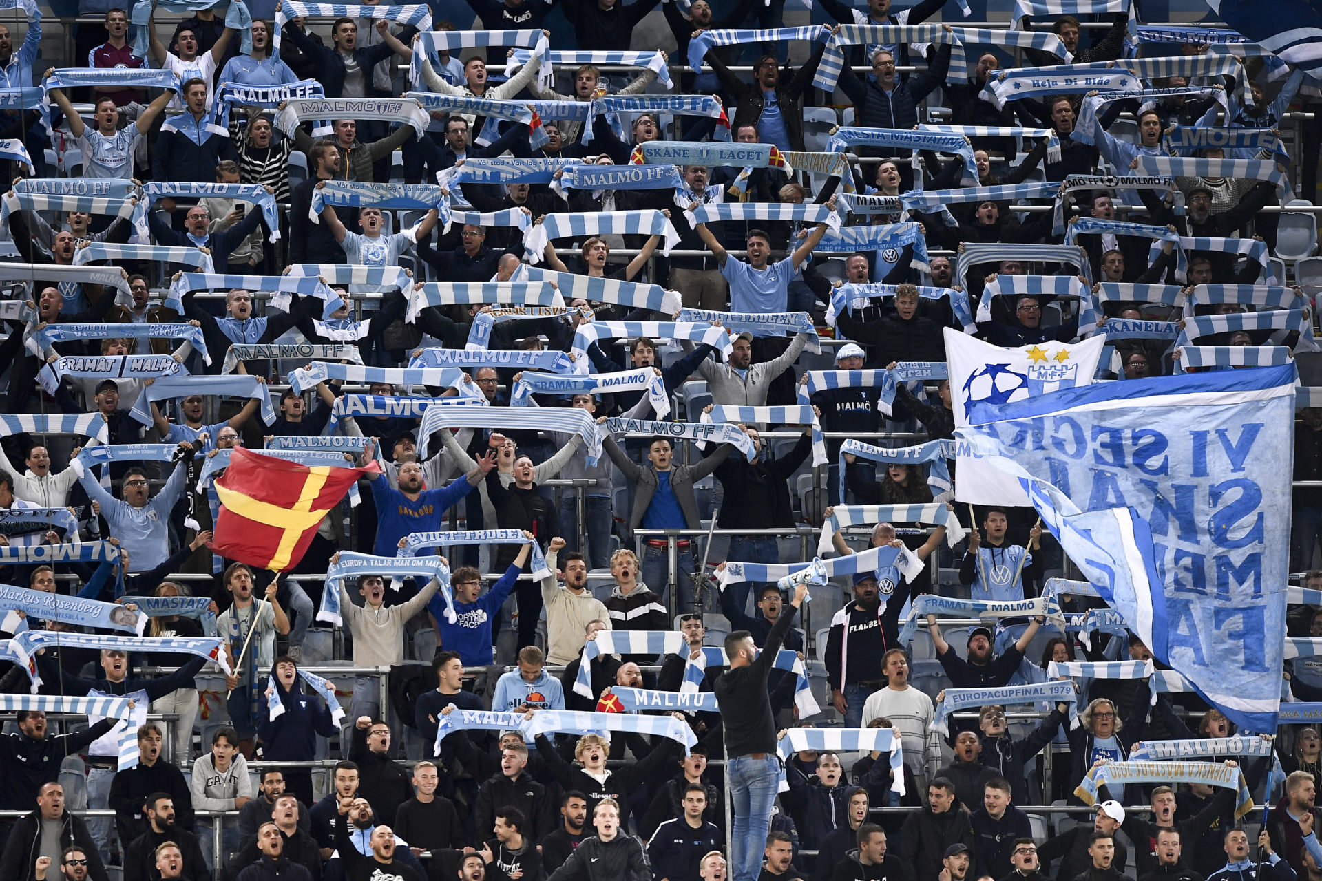 Malmo striker Rangers tried to sign in 2022 lights Europa League fuse ...