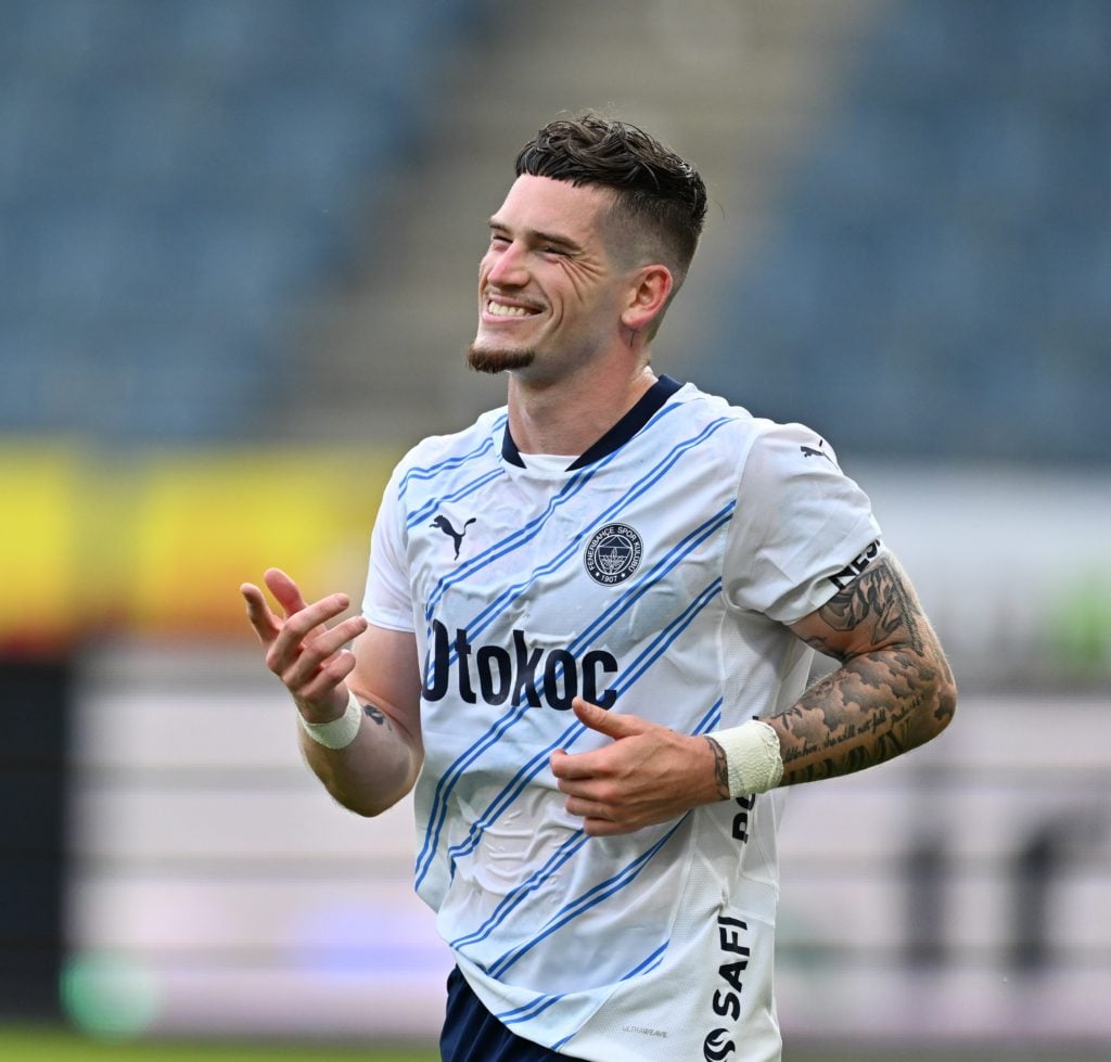 Ryan Kent hit with killer final Fenerbahce blow as Rangers hero's ...