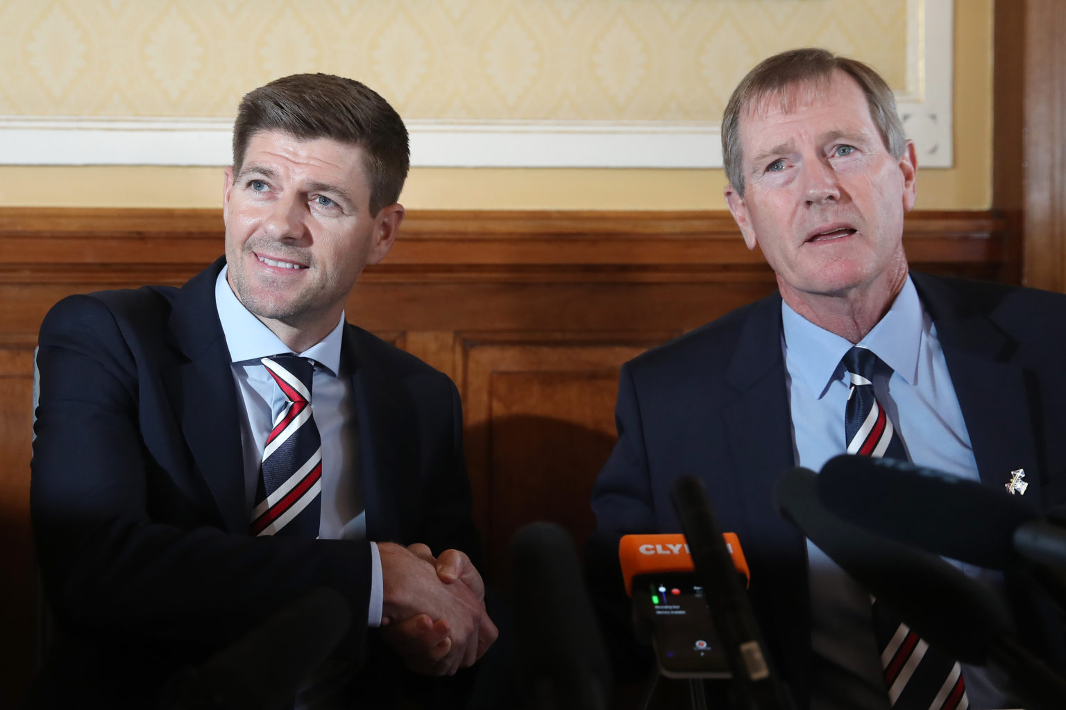Steven Gerrard ‘pulls out of Rangers manager running’ despite Dave King ...